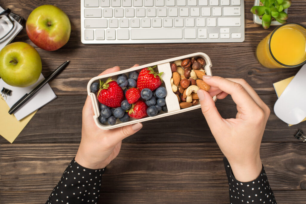 8 healthy habits in the workplace - Wellbeing People